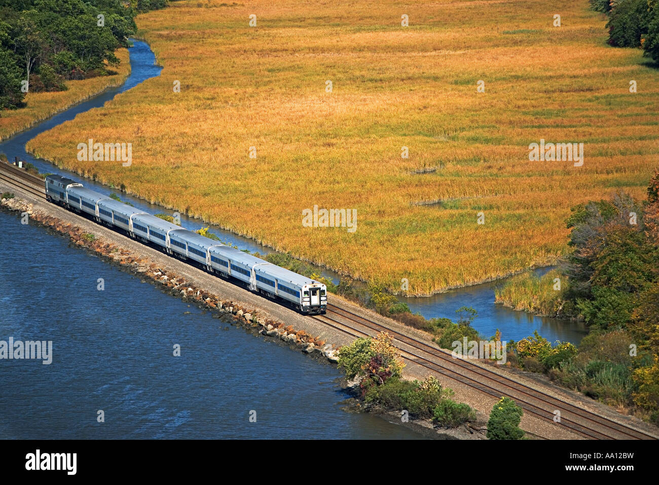 Metro north train Stock Photo - Alamy