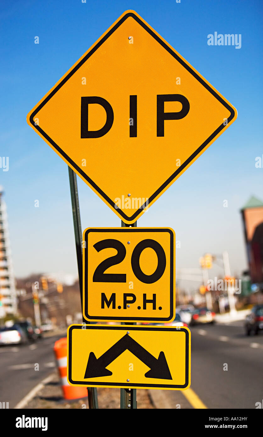Arrow Sign Signs High Resolution Stock Photography and Images - Alamy
