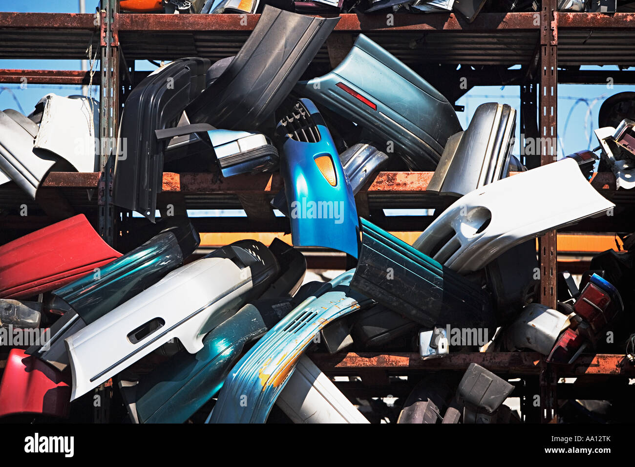 Tainer hi-res stock photography and images - Alamy