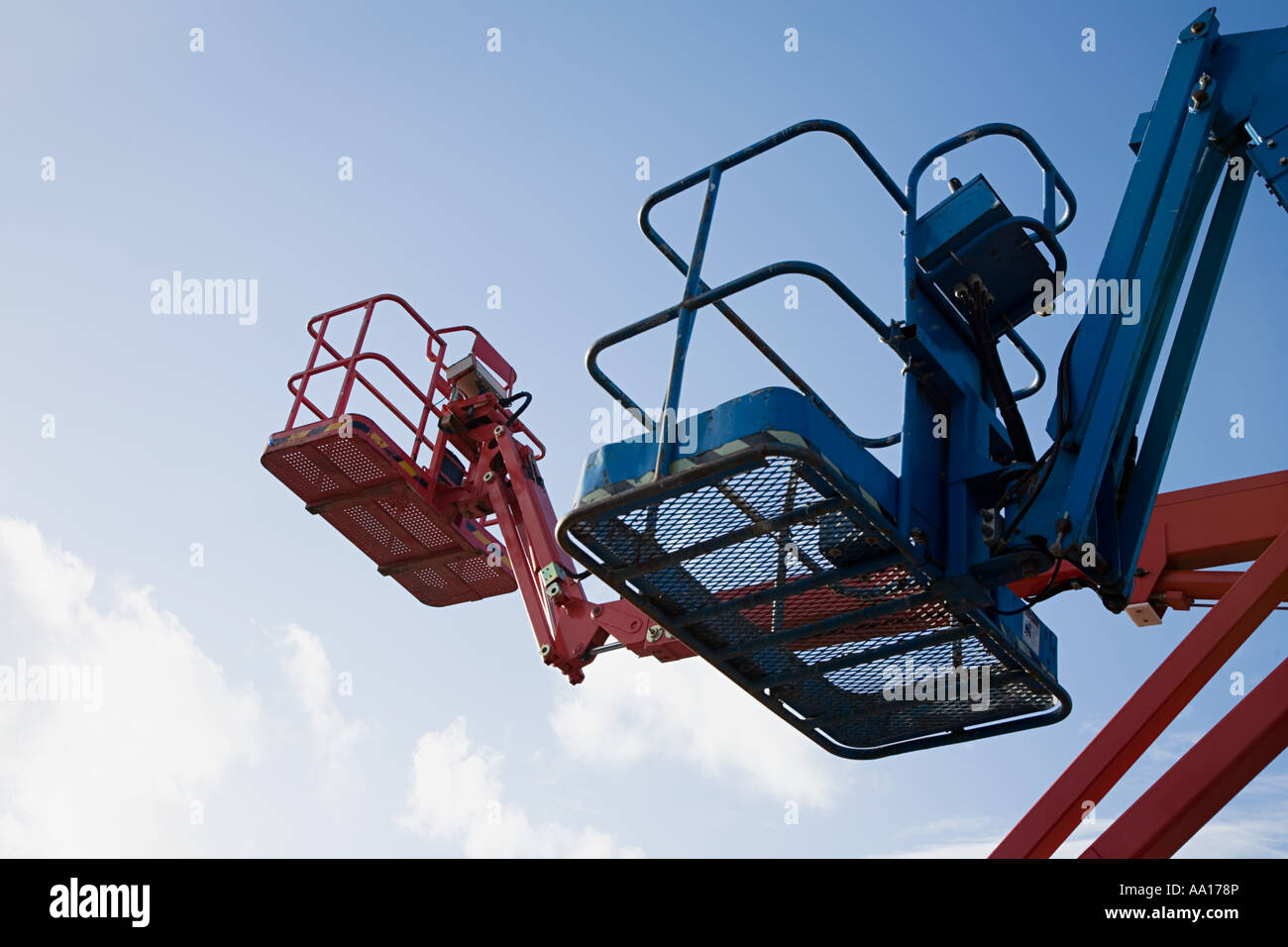 Maintenance cranes hi-res stock photography and images - Alamy