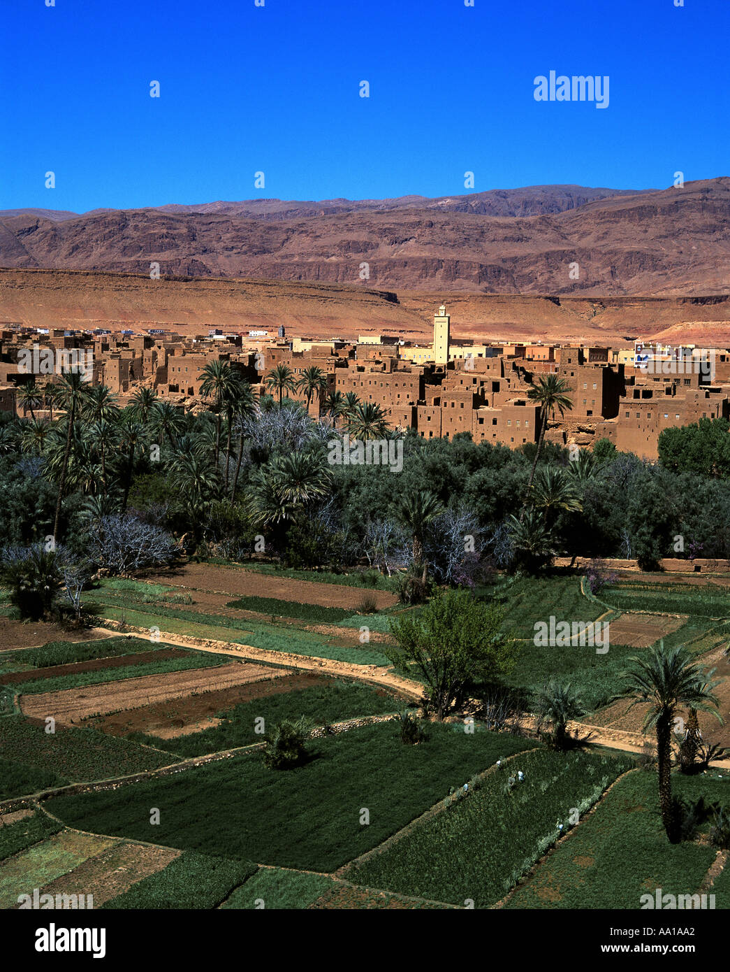 Paysage de montagne maroc hi-res stock photography and images - Alamy
