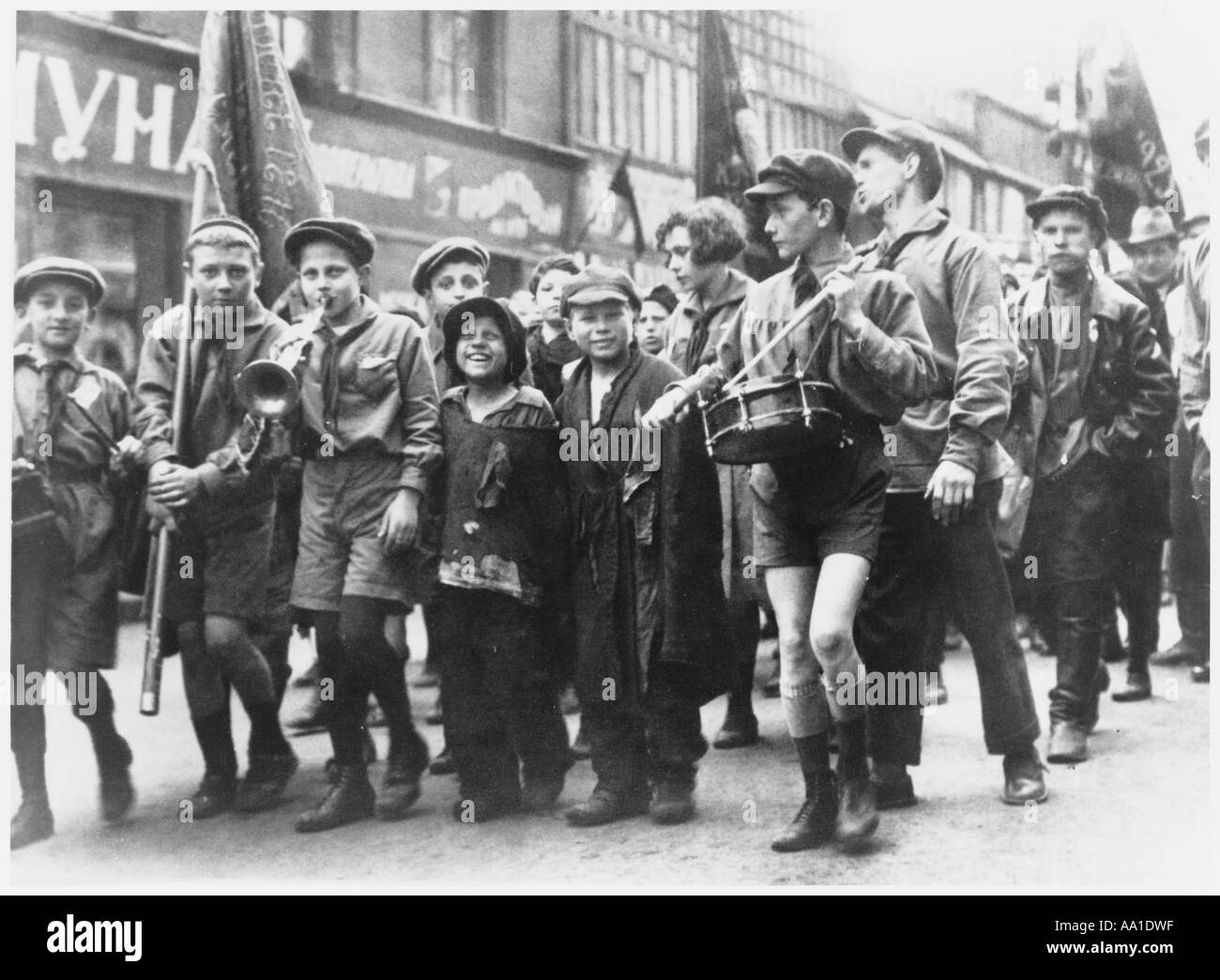 May day parade moscow hi-res stock photography and images - Alamy