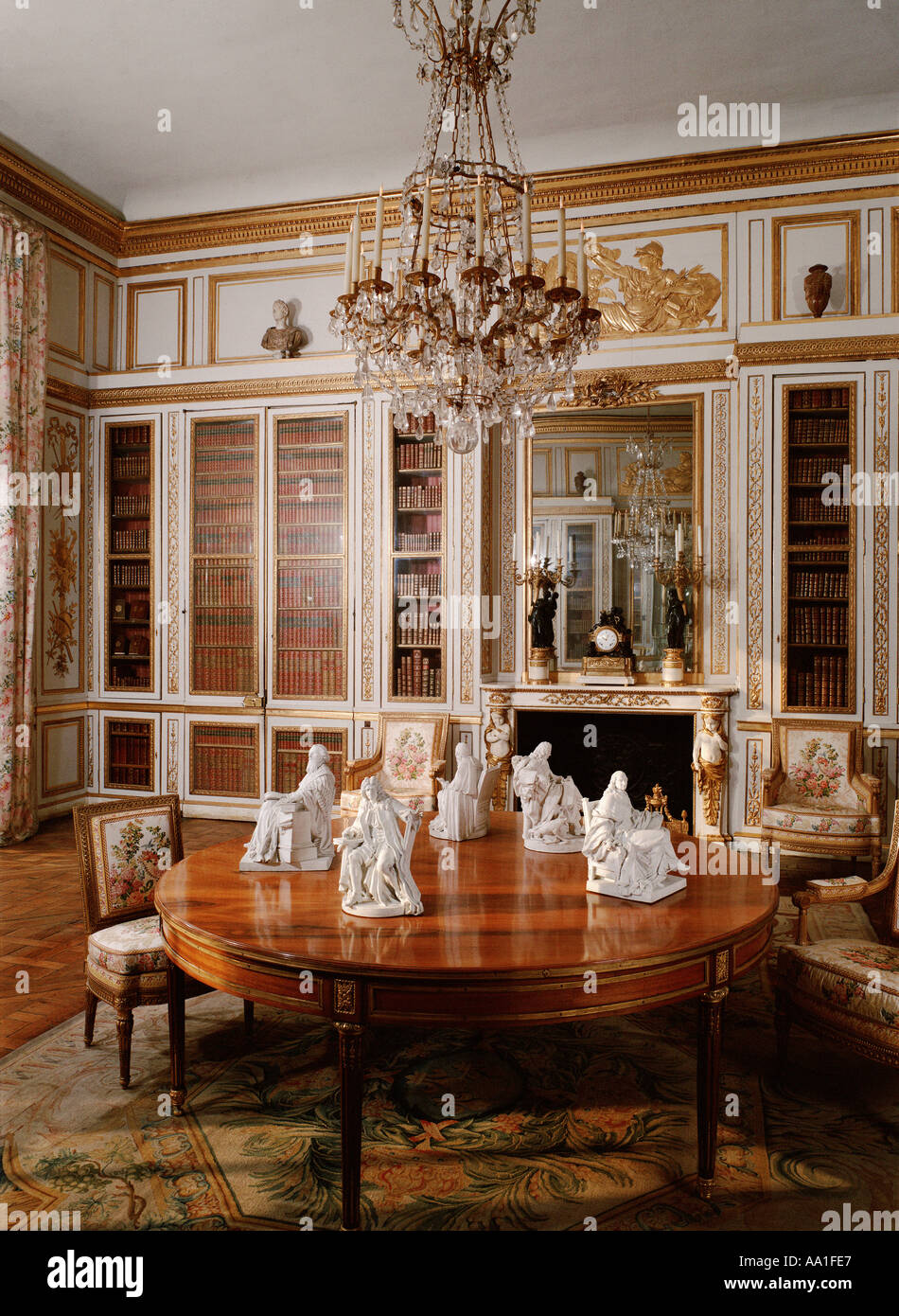 Palace of Versailles La Bibliothèque de Louis XVI Stock Photo - Alamy