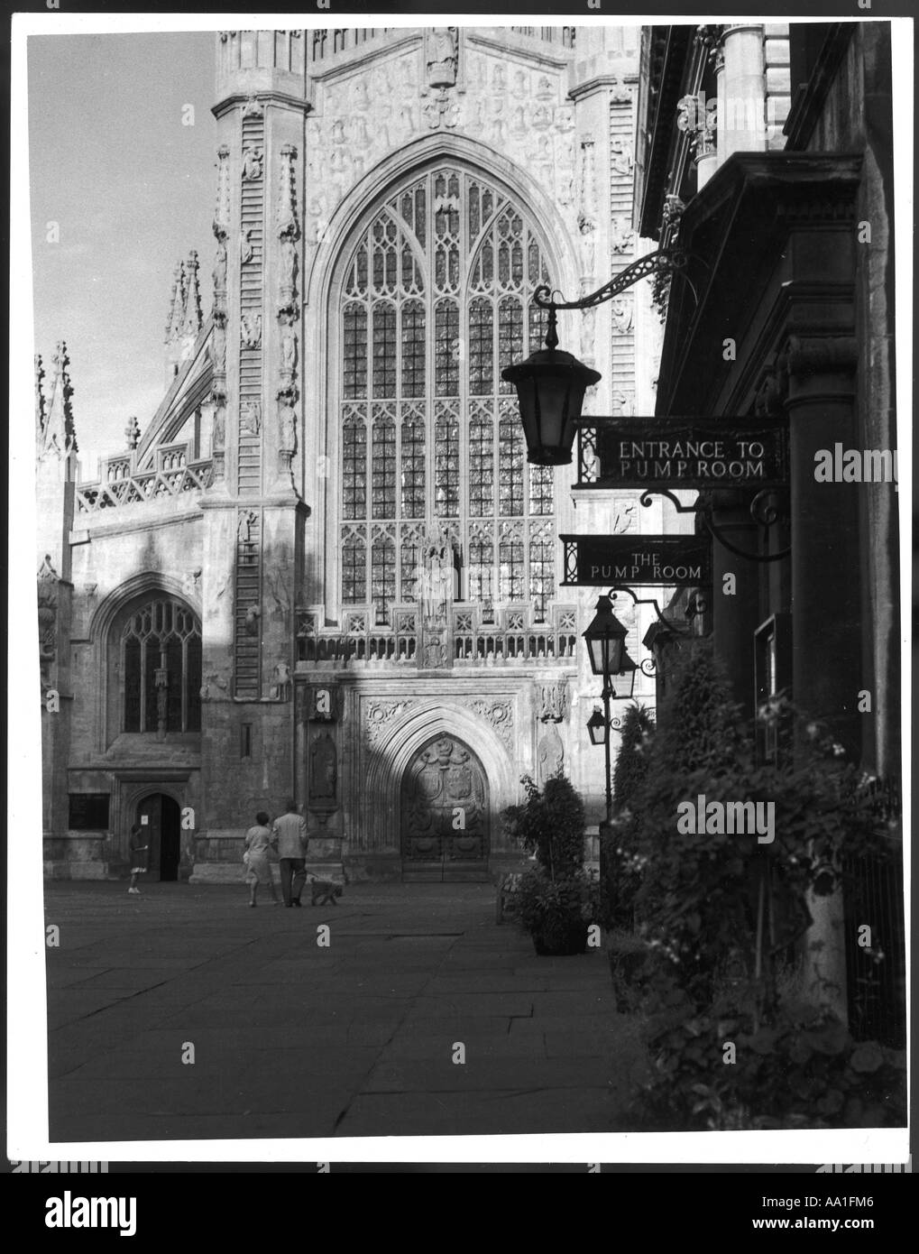 Bath 1950s hi-res stock photography and images - Alamy