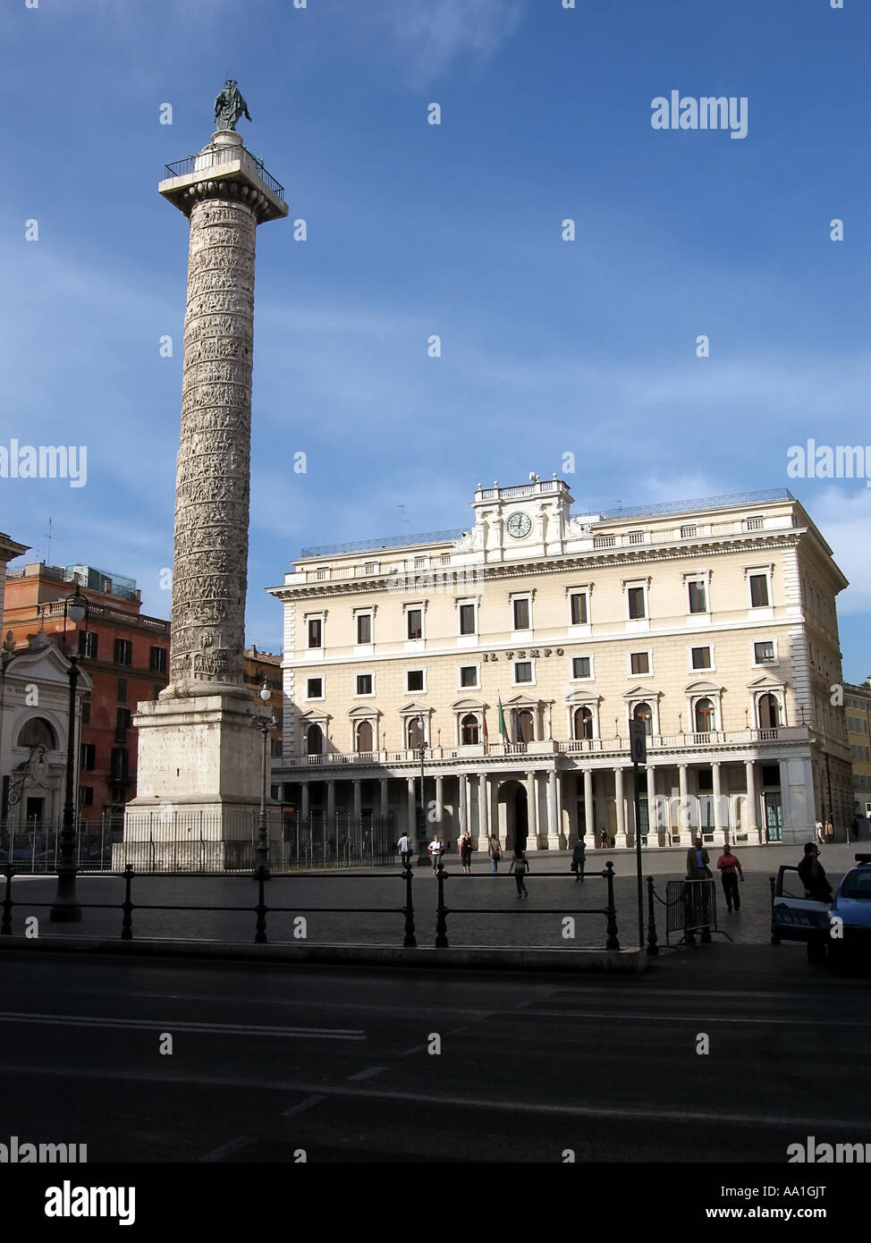 Piazza Colonna Rome Italy Stock Photo - Alamy