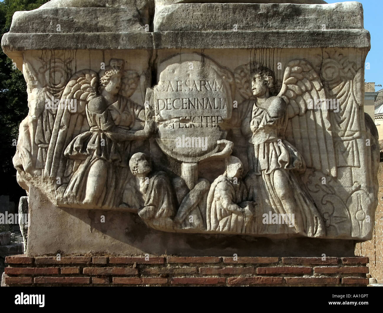 Low relief hi-res stock photography and images - Alamy