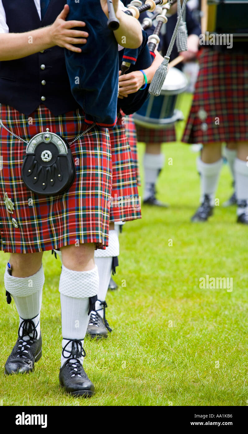 PIPEBAND AT SCOTTISH HIGHLAND GAMES Stock Photo - Alamy