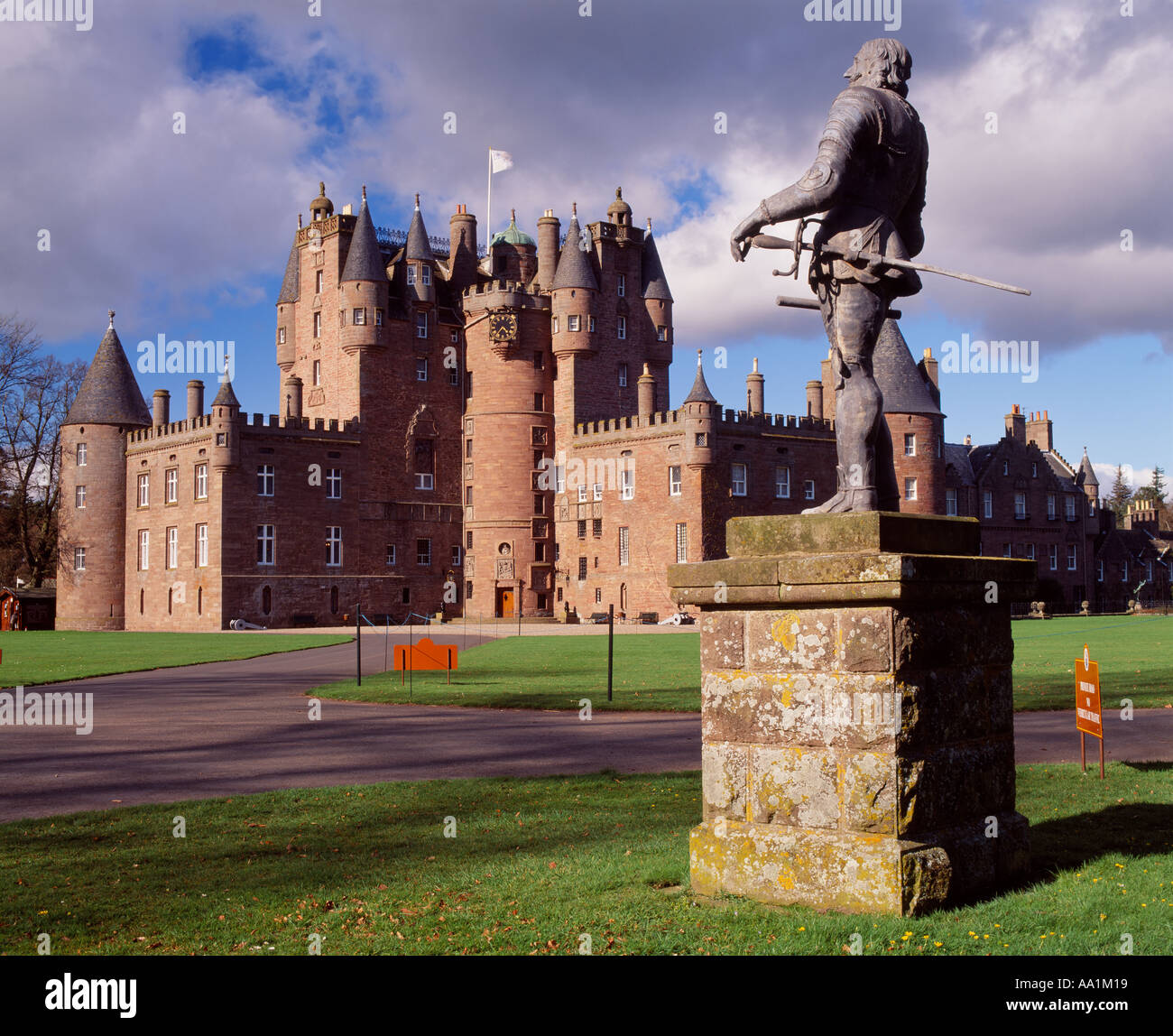 Glamis Castle, Angus, Scotland, UK. Statue of King Charles II in the ...