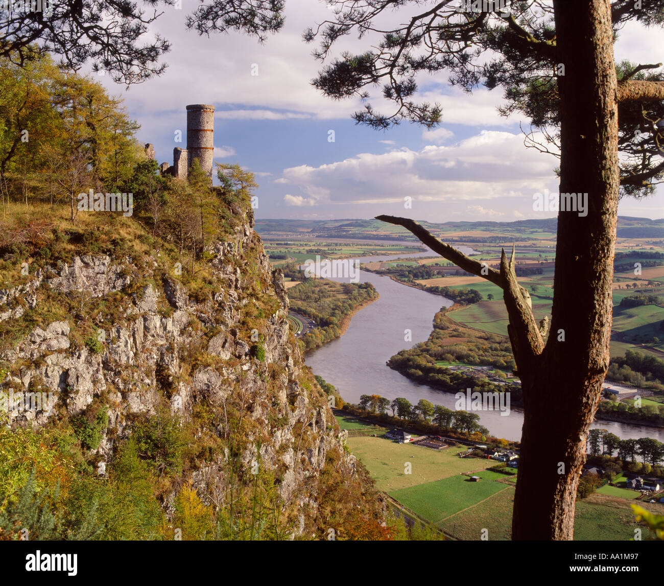 Kinnoull tower hill hi-res stock photography and images - Alamy