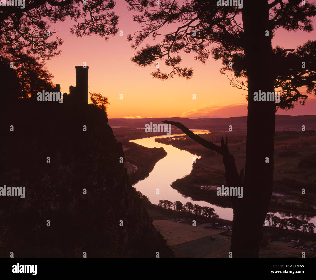 Kinnoull tower, perthshire hi-res stock photography and images - Alamy