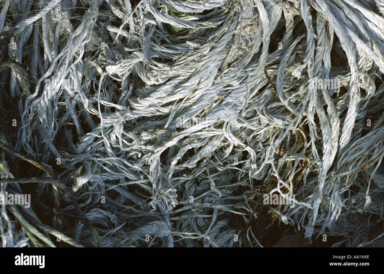 Broken mooring rope hi-res stock photography and images - Alamy