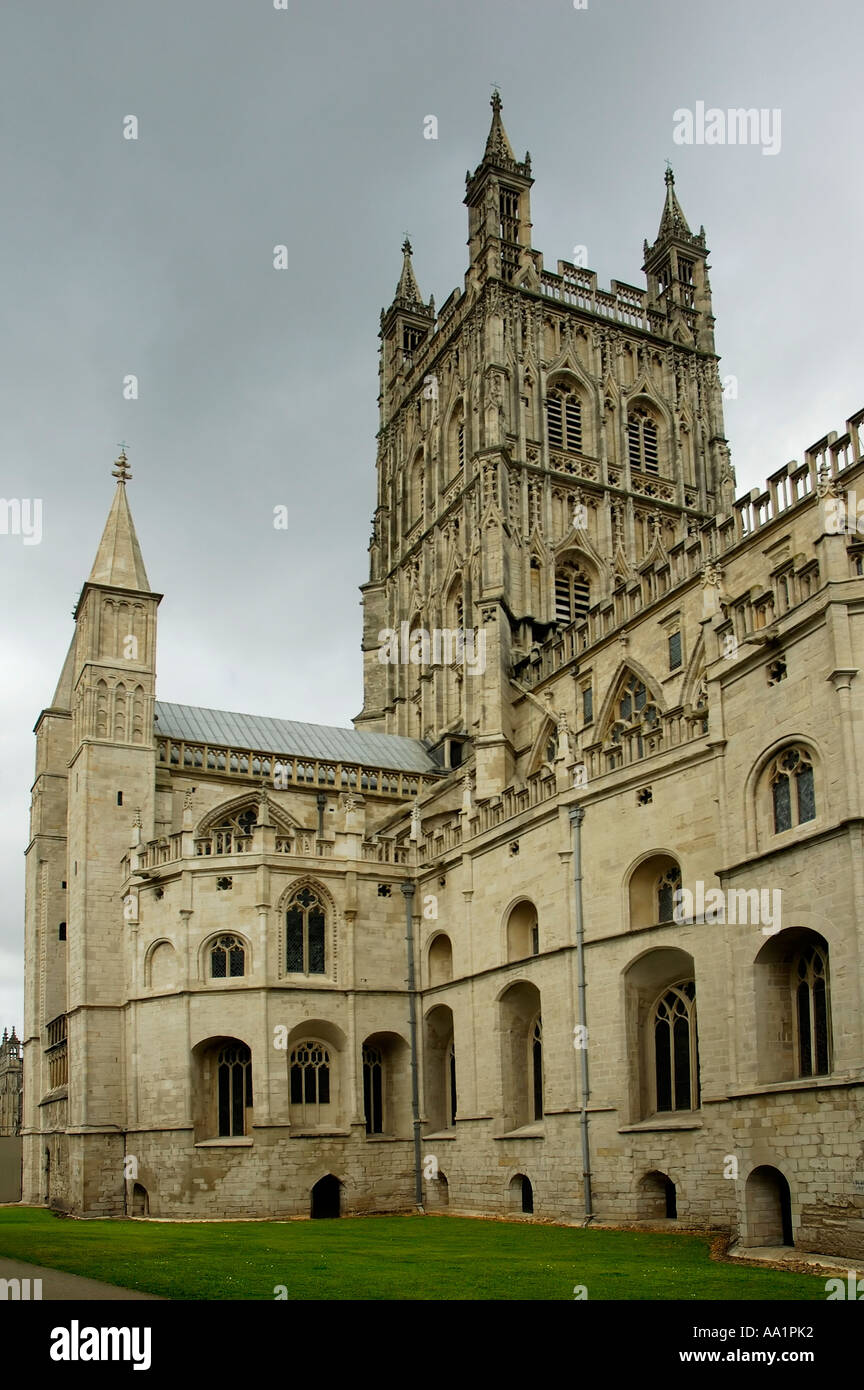 Gloucester cathedral tower hi-res stock photography and images - Alamy