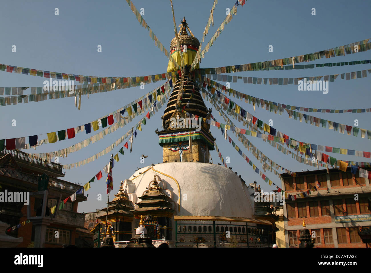 Stupa stuppa hi-res stock photography and images - Alamy