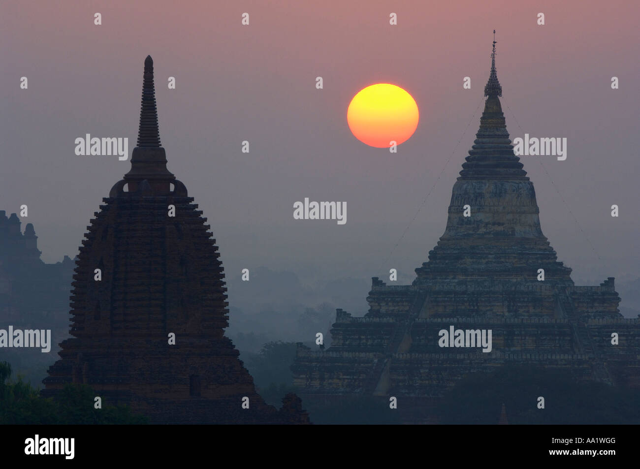 Myanmar burma new old buildings hi-res stock photography and images - Alamy