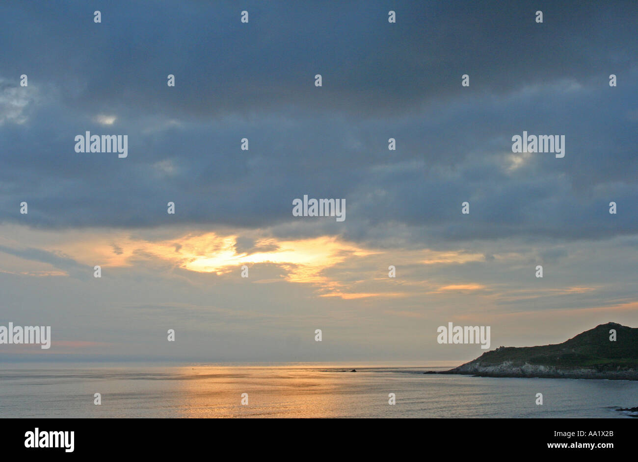 Sunset over Barricane Beach North Devon Stock Photo - Alamy