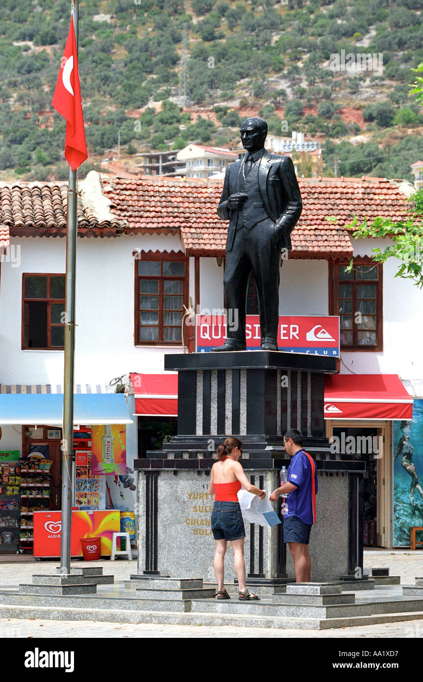 Ata Turk statue at Kas in Southern Turkey Stock Photo - Alamy