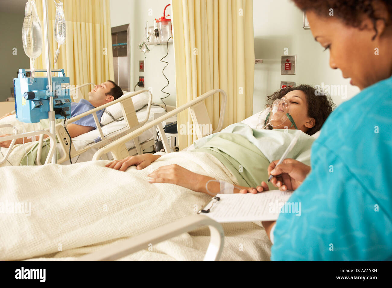 Vital signs monitor death hi-res stock photography and images - Alamy