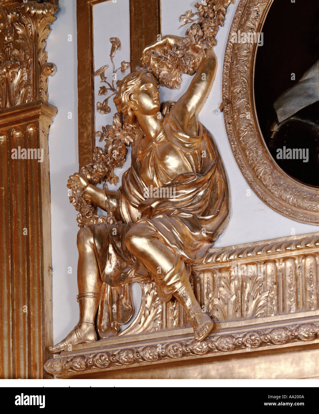 Cariatide hi-res stock photography and images - Alamy