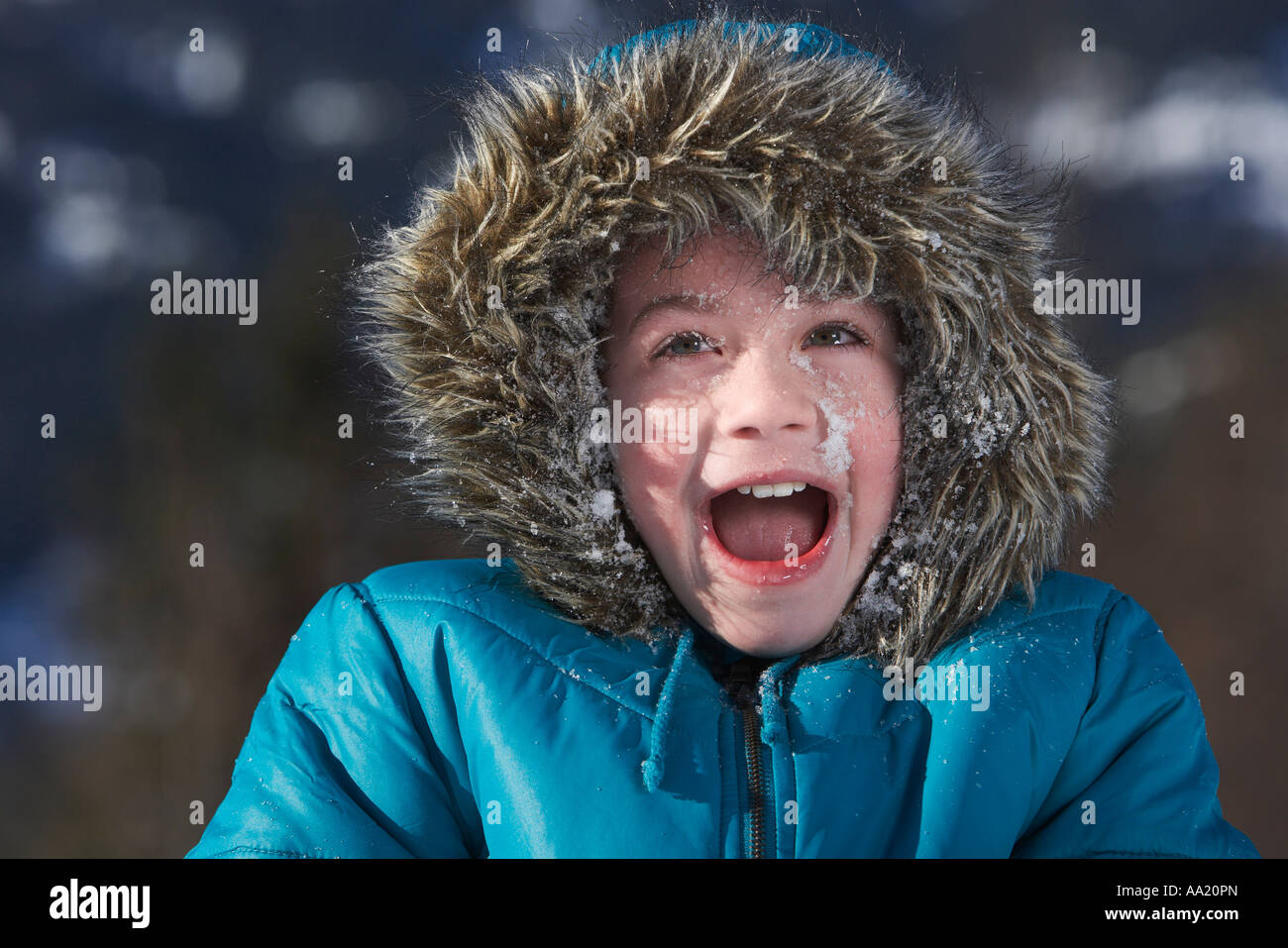 Stunned faces hi-res stock photography and images - Alamy