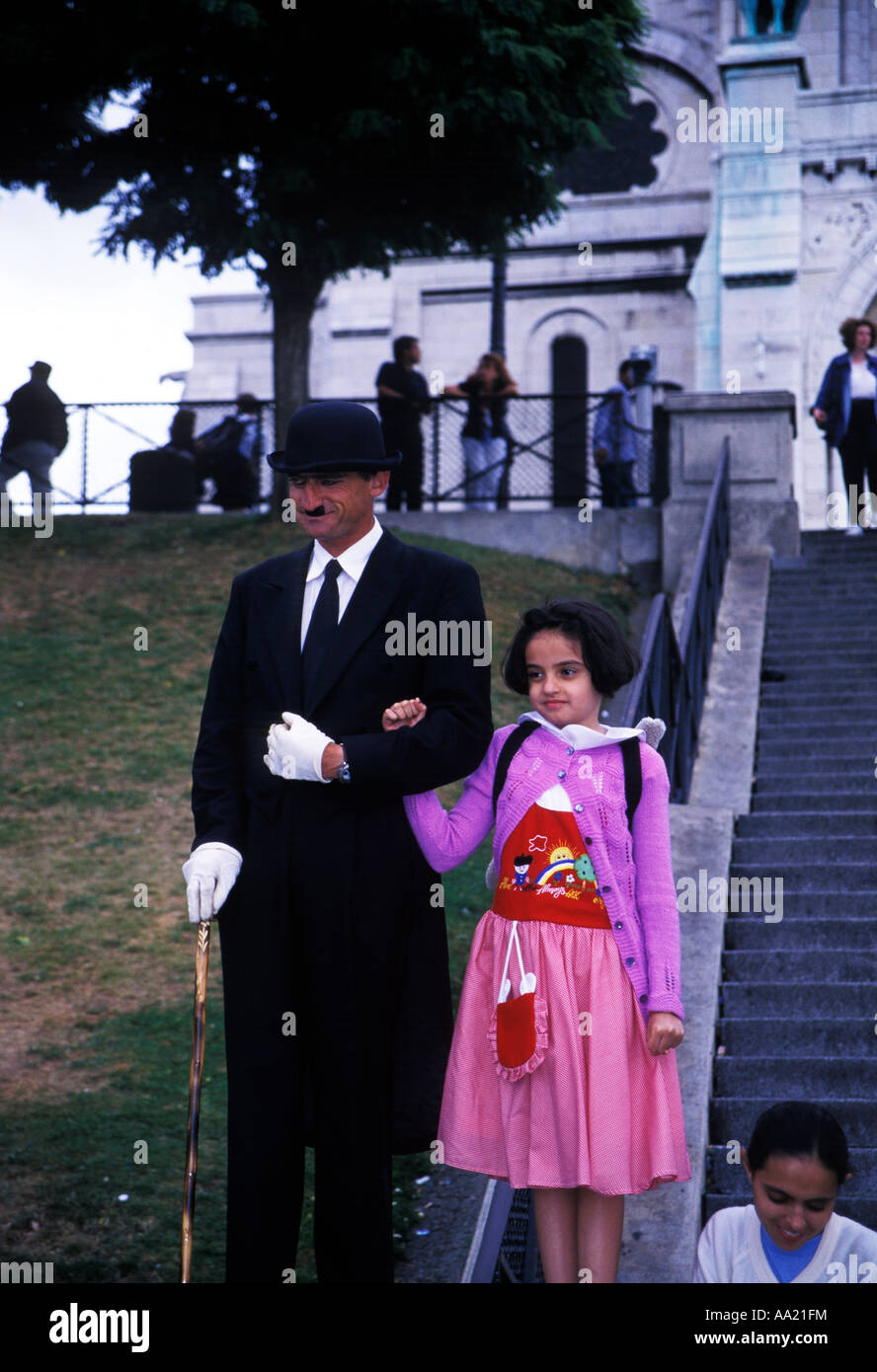 Living statue of Charlie Chaplin outside Sacre Coeur church Paris ...