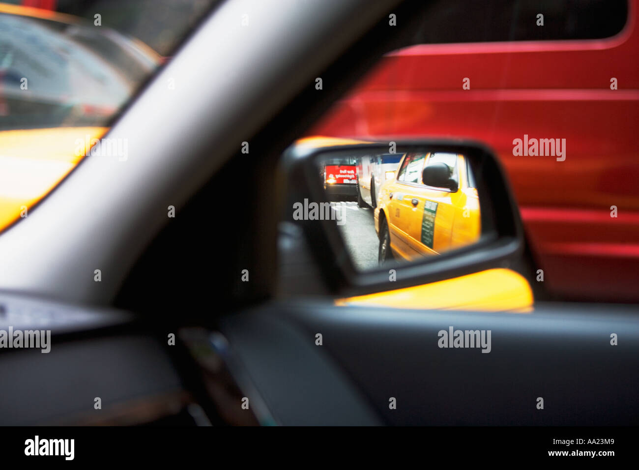 Traffic mirrow hi-res stock photography and images - Alamy