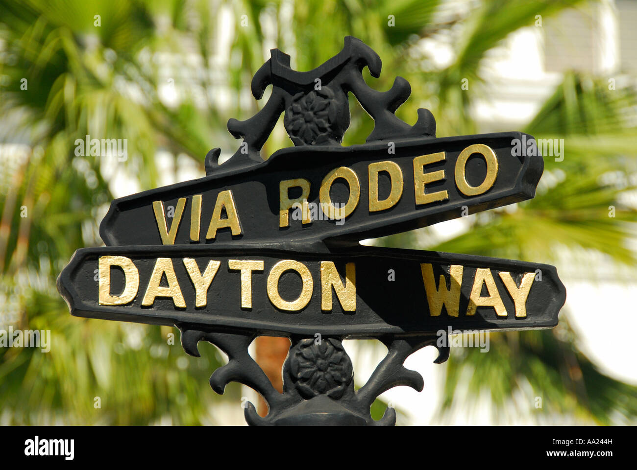 Via Rodeo and Daytona Way road sign Beverley Hills, Los Angeles ...