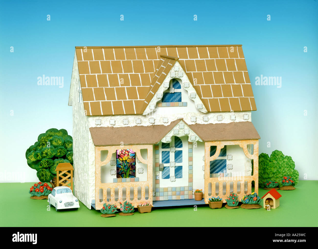 miniature model house Stock Photo - Alamy