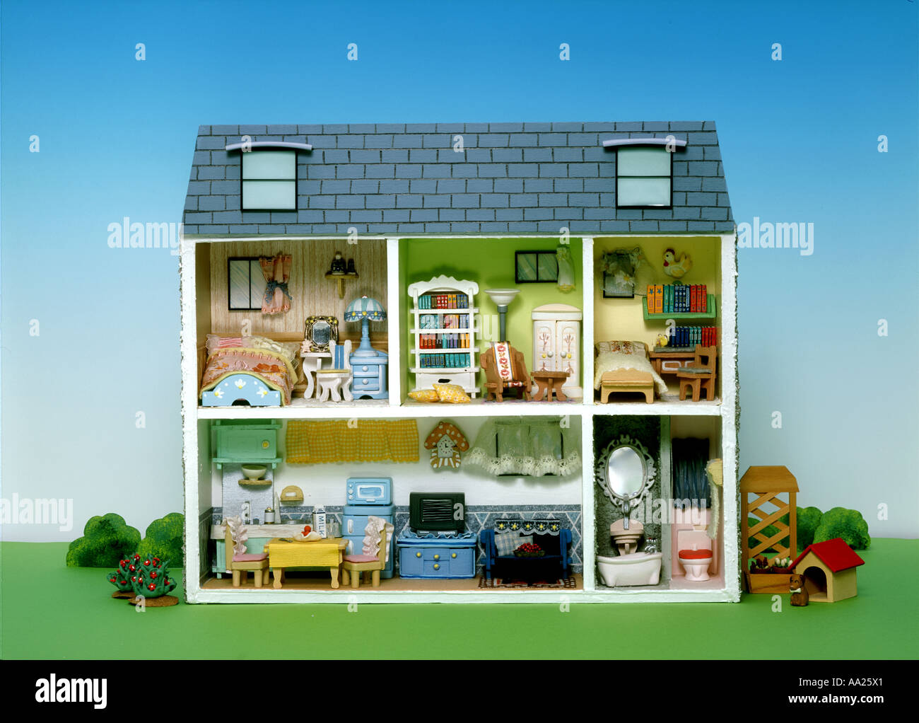 miniature model house Stock Photo - Alamy