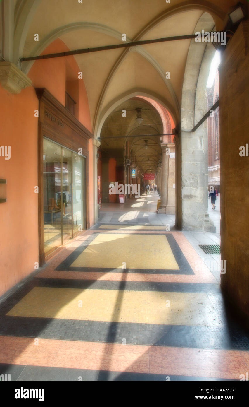 Bologna italy city porticos hi-res stock photography and images - Alamy
