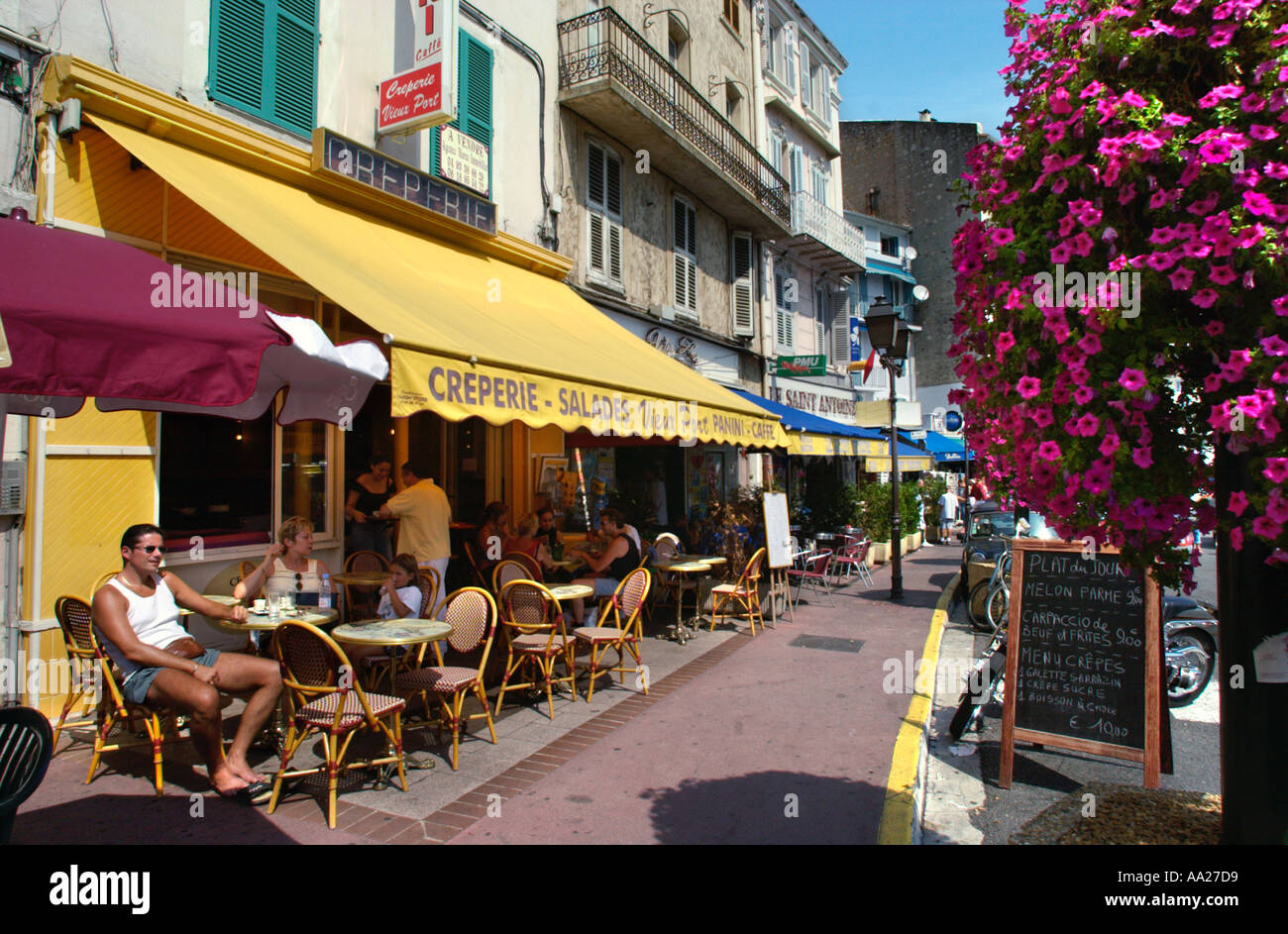 Creperie in the Old Town, Cannes, Côte d'Azur, French Riviera, France ...