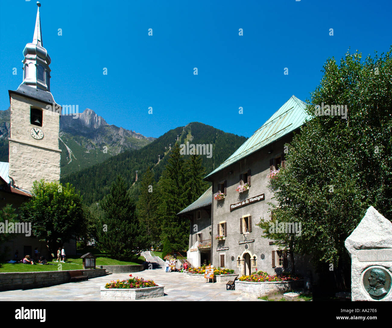 Church and the Maison de la Montagne, Chamonix-Mont-Blanc, France Stock ...