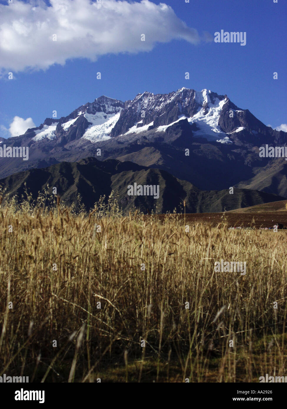 Snow capped mountains of the Andes, Urubamba valley, Sacred Valley ...