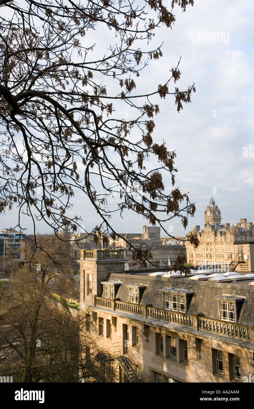 Edinburgh city centre Stock Photo - Alamy