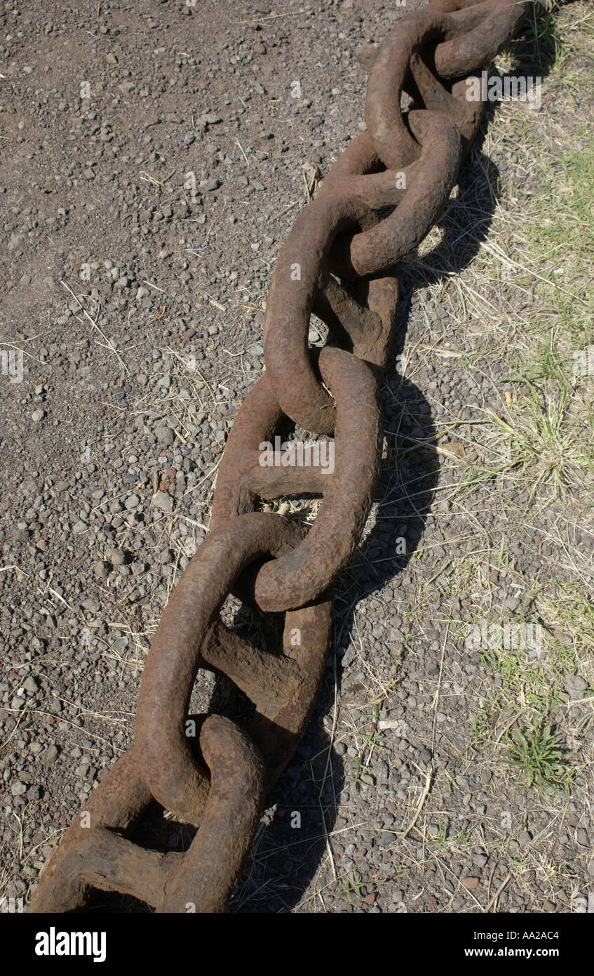Length of heavy metal chain Stock Photo - Alamy