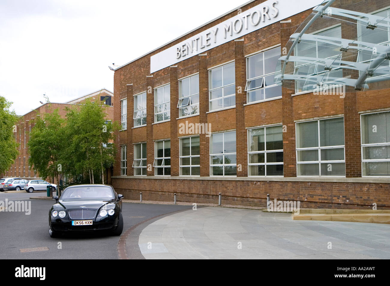 Bentley Cars at the Factory in Crewe Stock Photo - Alamy