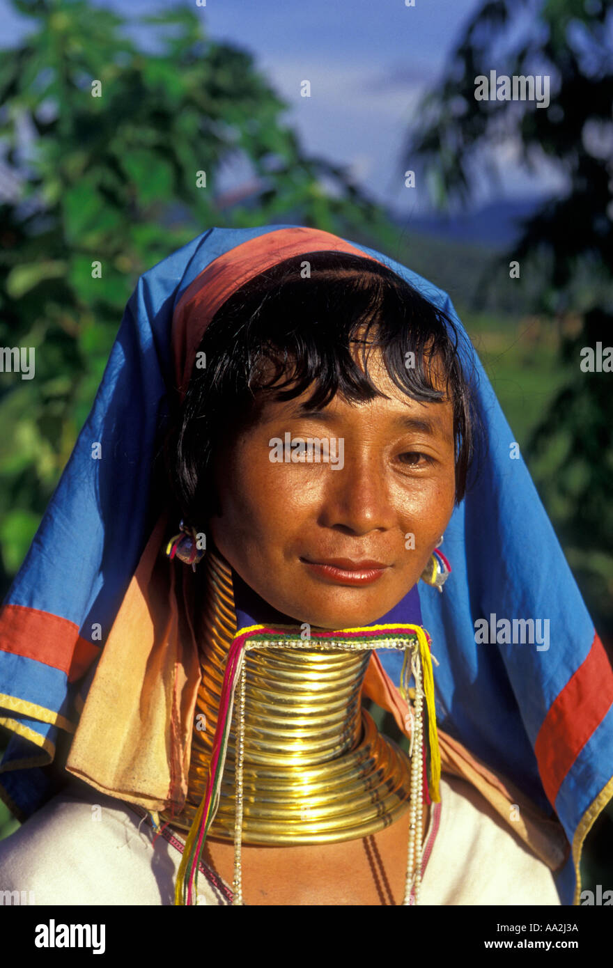1, one, Padaung Karen woman, long neck, brass neck rings, Padaung Karen ...