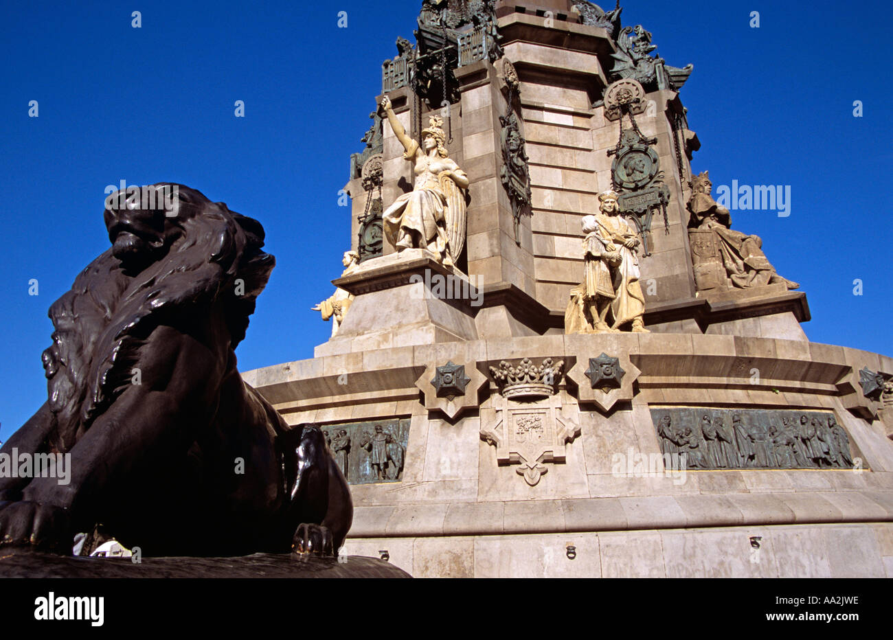 Monument a Colom, Christopher Columbus Monument, lion and statue detail ...
