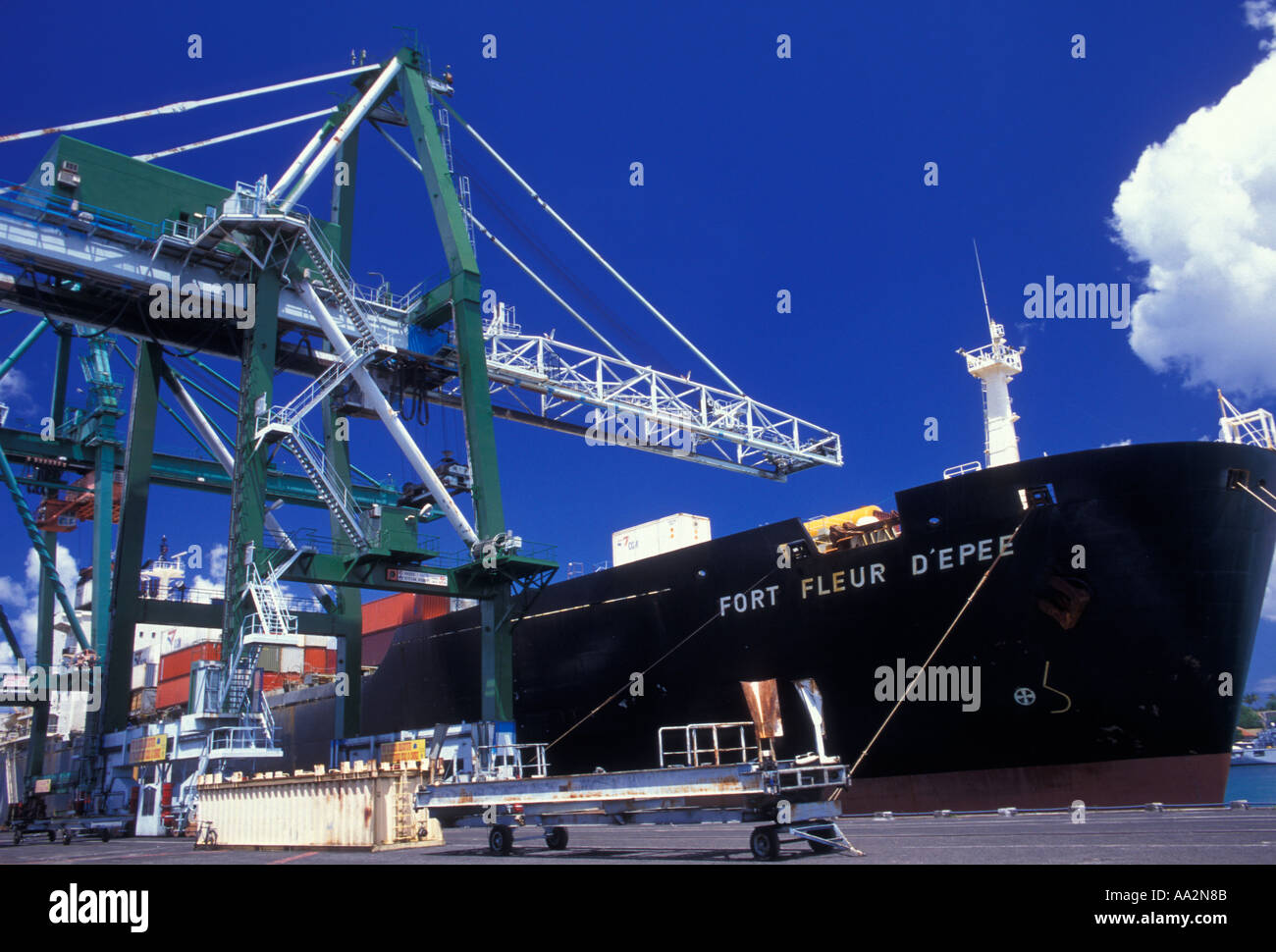 French container ship hi-res stock photography and images - Alamy
