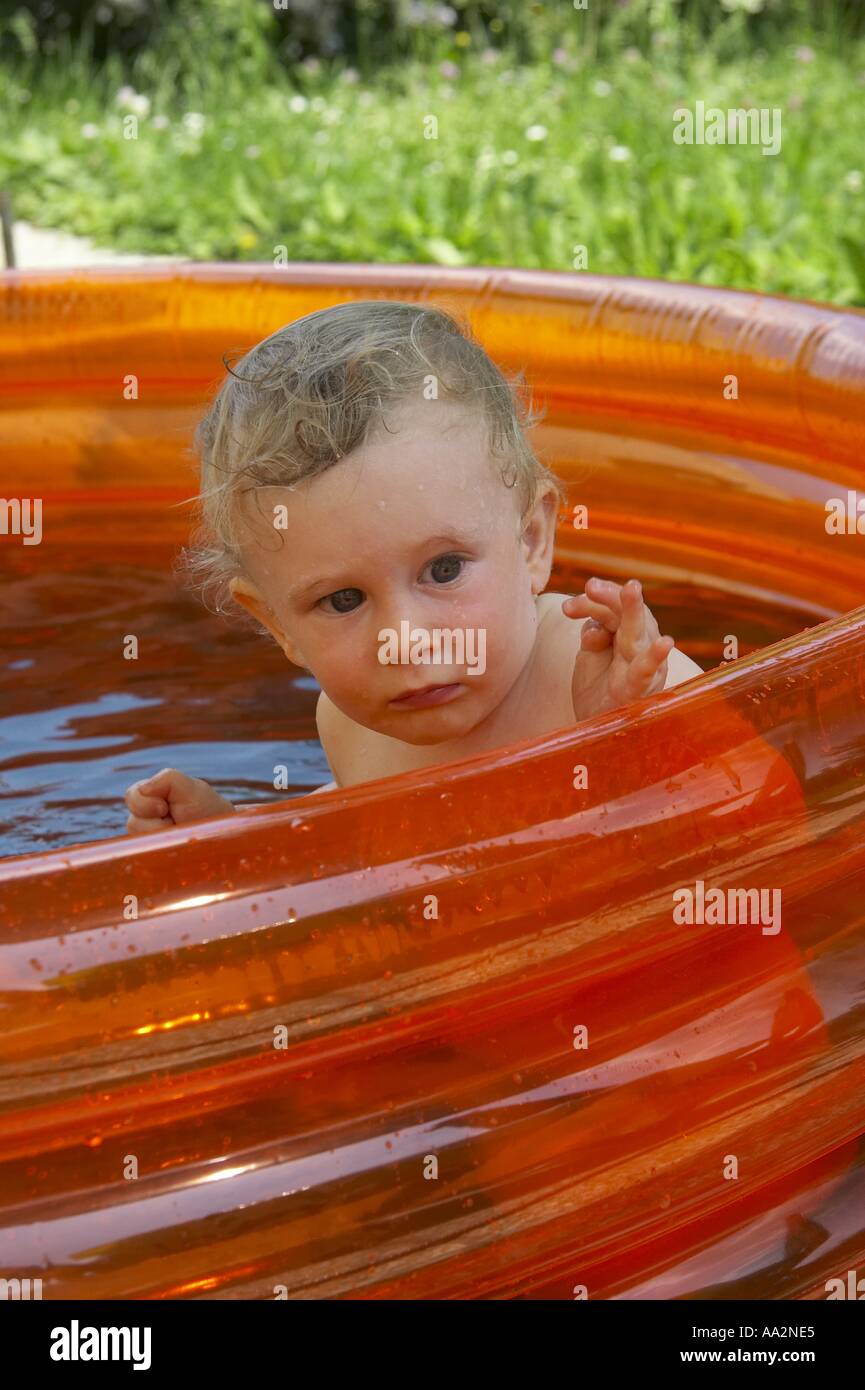 baby in wading pool Stock Photo - Alamy