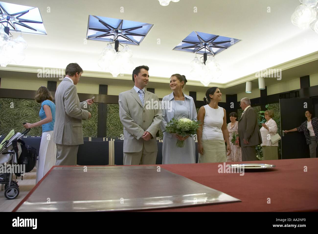 Civil registry office hi-res stock photography and images - Alamy
