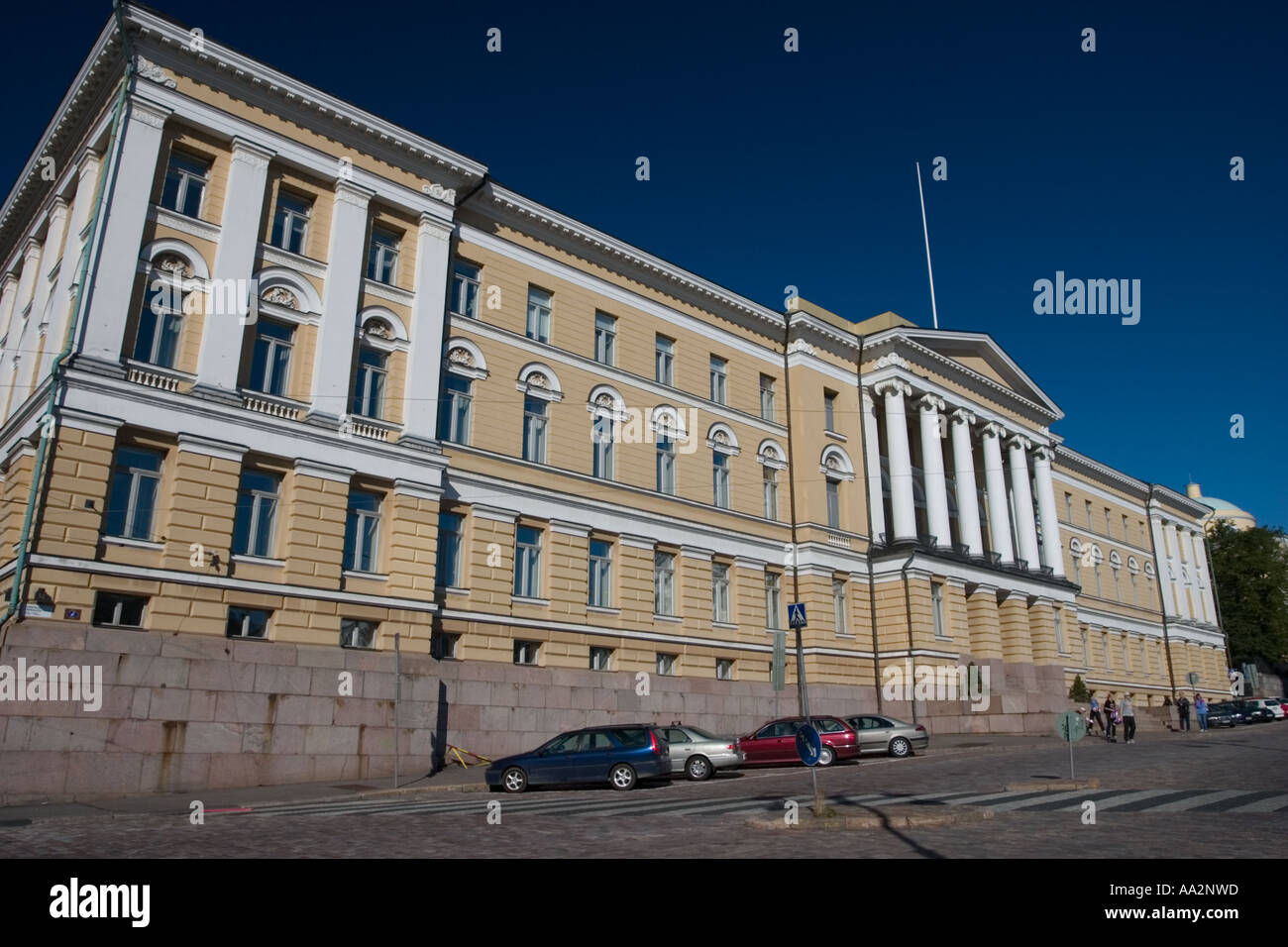 Neoclassical government building hi-res stock photography and images ...