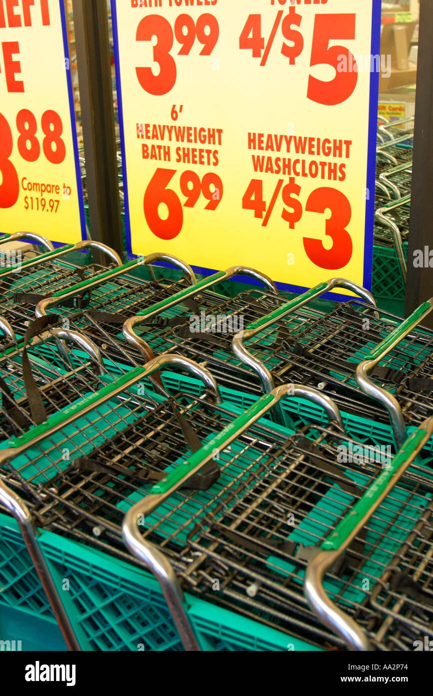 Shopping Carts at Department Store Stock Photo - Alamy