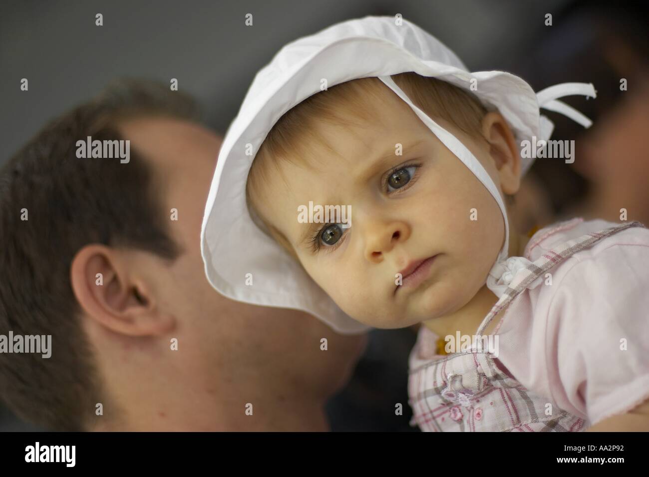 Babies with small heads hi-res stock photography and images - Alamy
