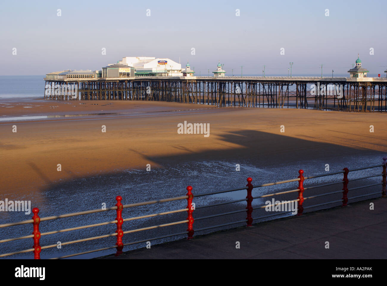 north pier view Stock Photo - Alamy