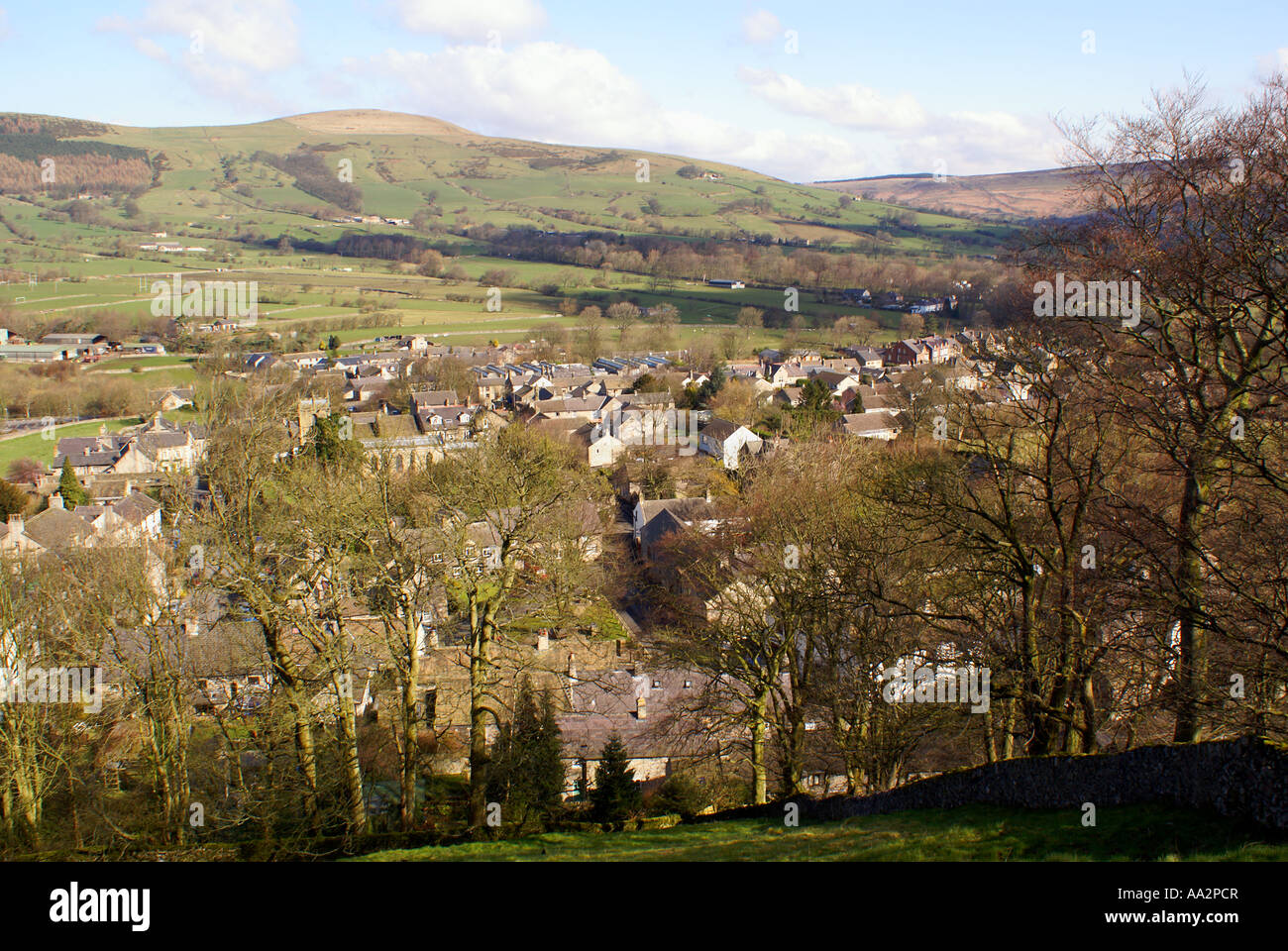 view of castleton village Stock Photo - Alamy