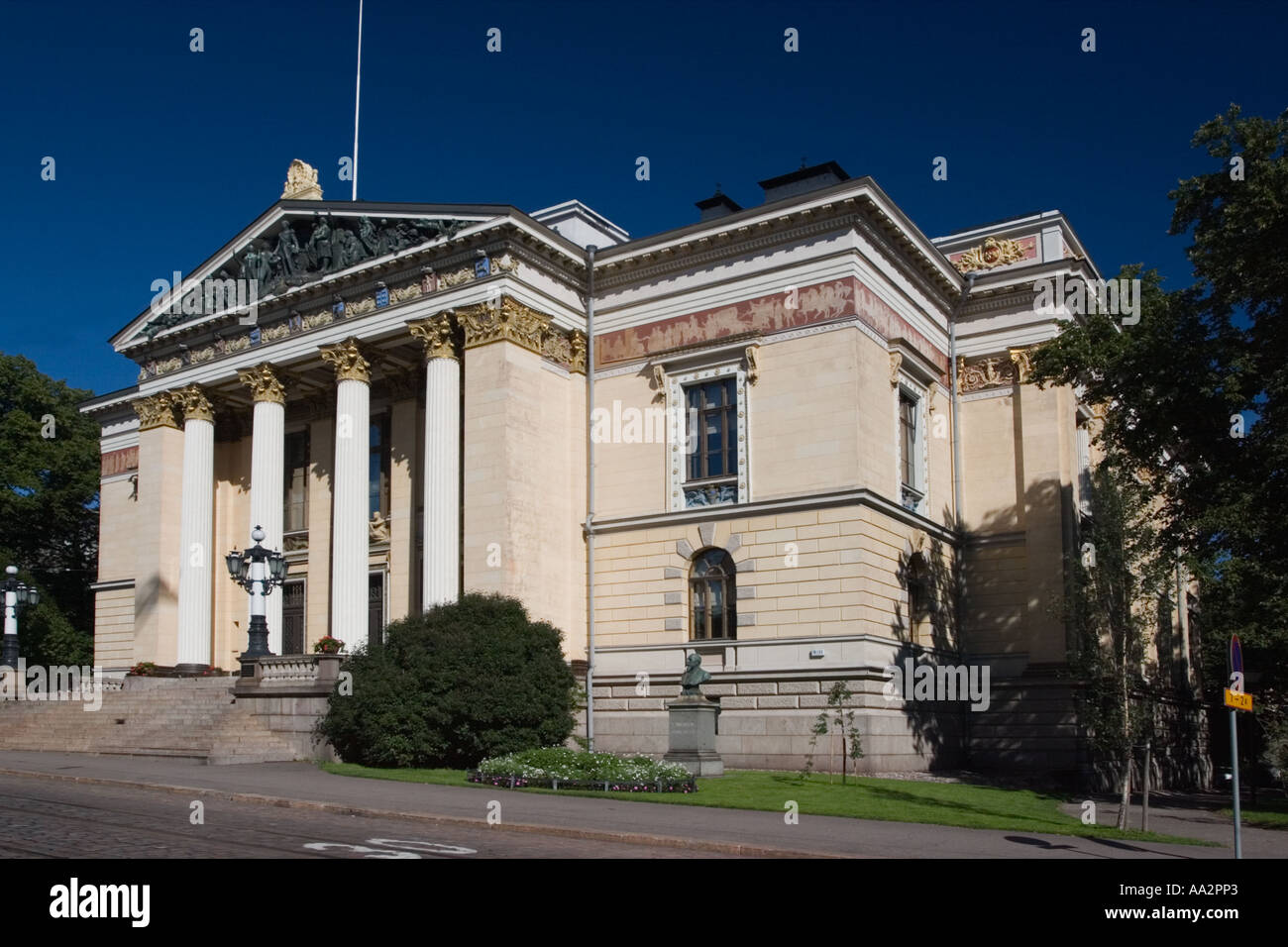 Renaissance estates hi-res stock photography and images - Alamy