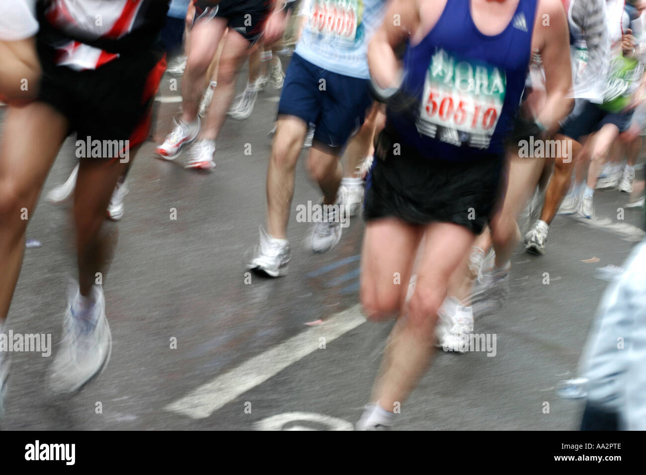 London Marathon legs blur Stock Photo - Alamy