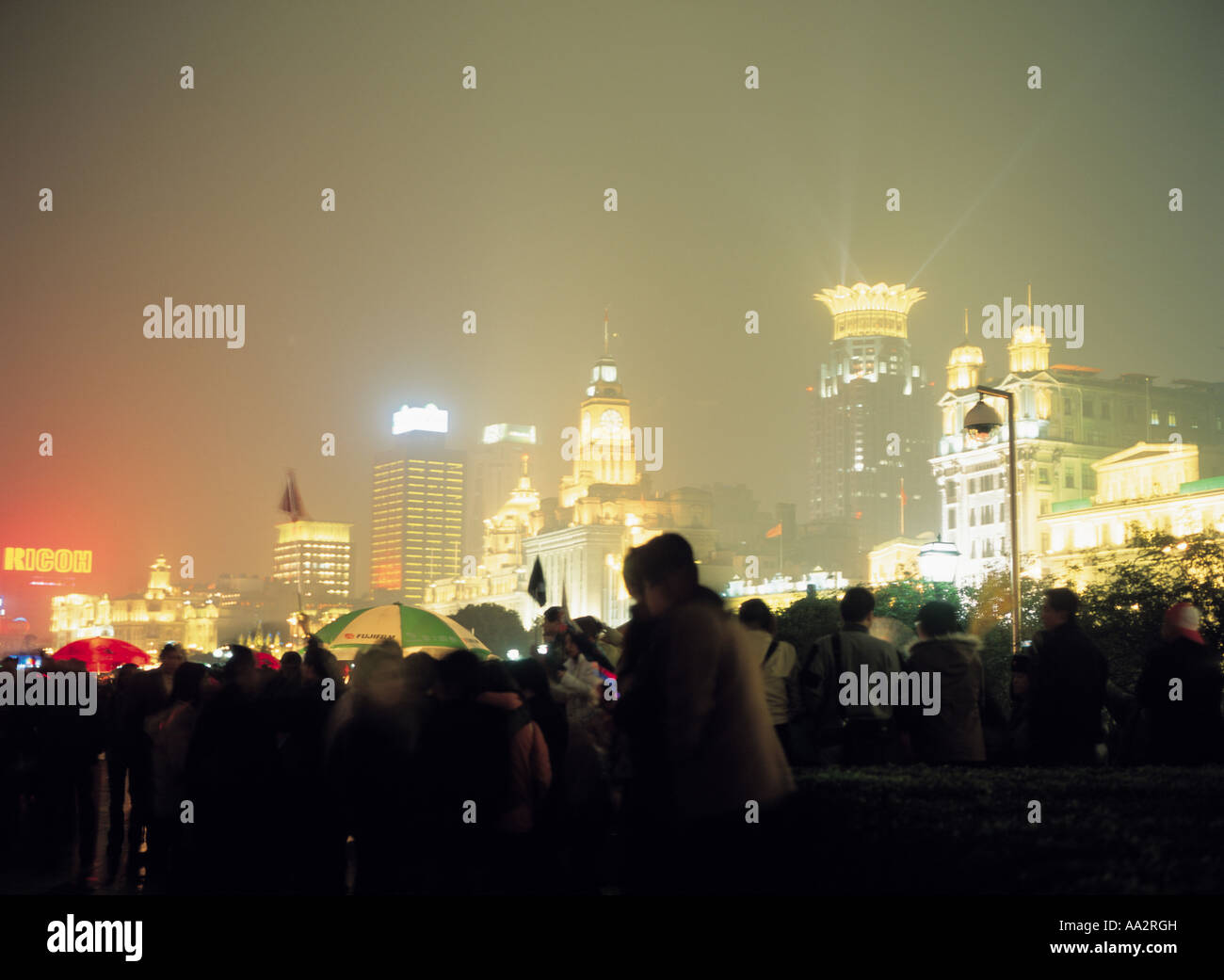 night view of crowd Stock Photo - Alamy