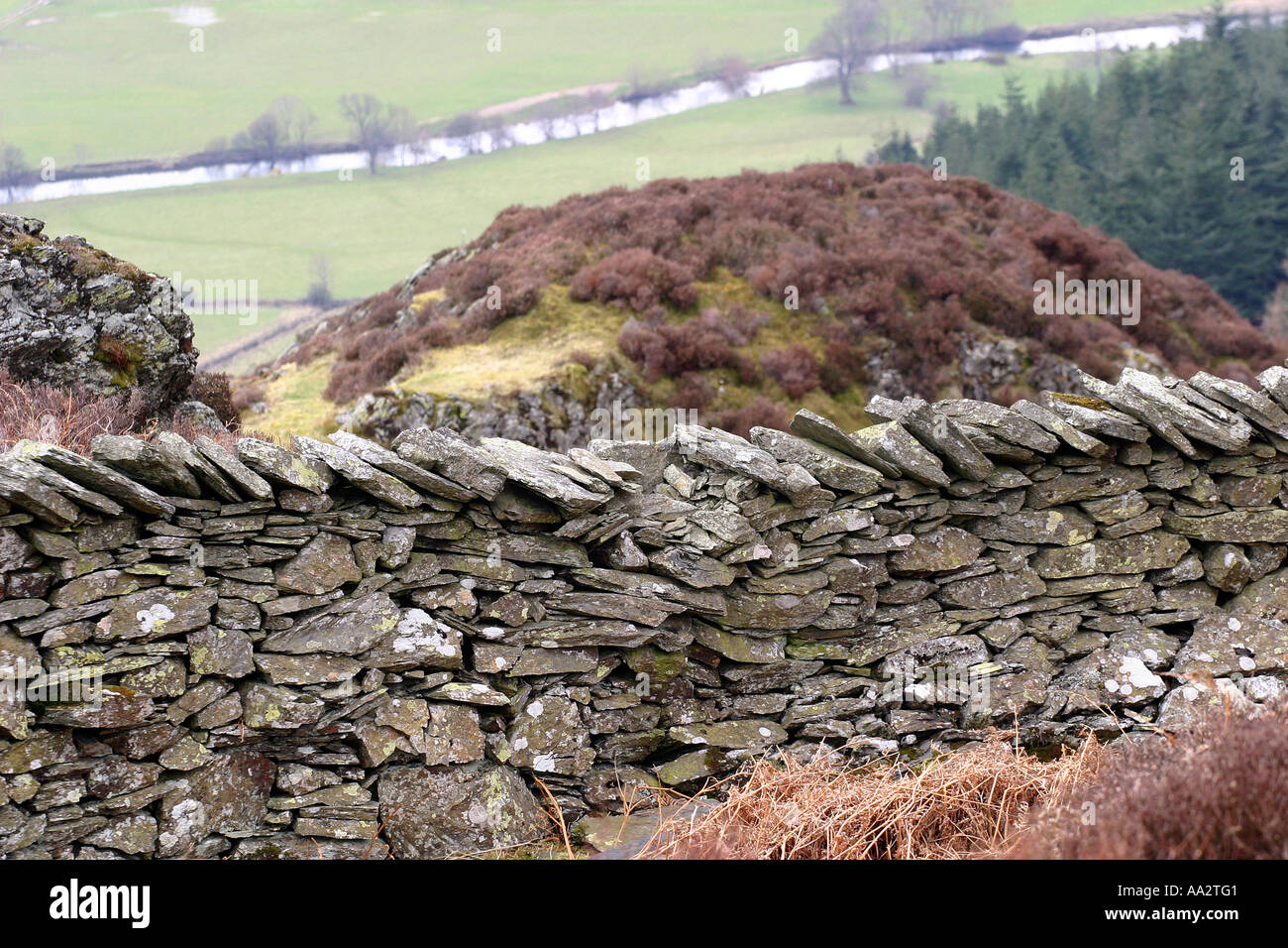 Dry fit stone wall hi-res stock photography and images - Alamy