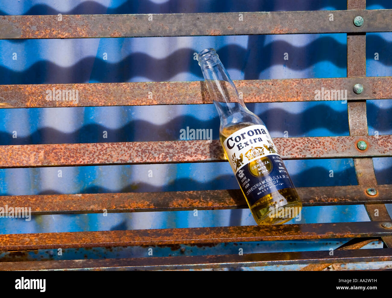 bench and beer Stock Photo - Alamy